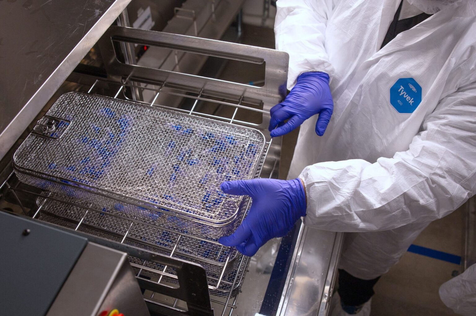 Critical Cleaning Process for Medical Devices | Packaging Compliance Labs
